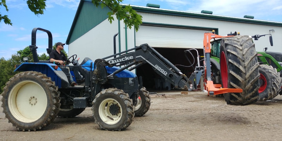 The TireGrabber | The TireGrabber industrial tire lifter | TireGrabber ...